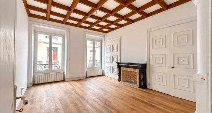 Hyper Centre-Vieille Ville, Saint-Étienne : Appartement 4 pièces à louer