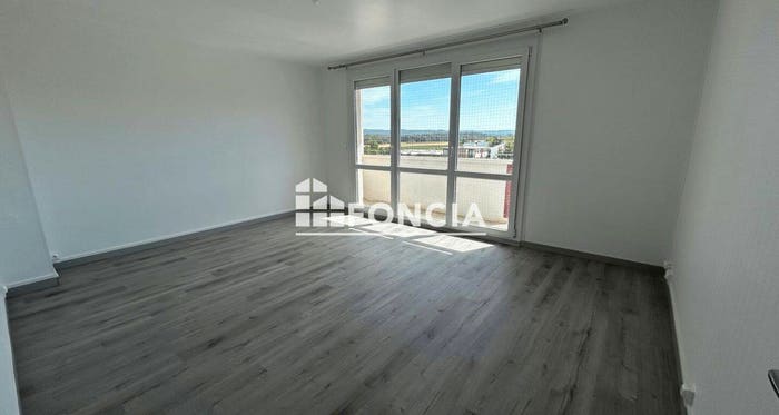 Centre Social, Laon - Appartement 3 pièces à louer