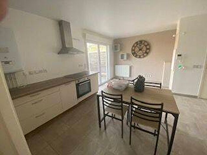 Pont de Suve-Collet de Gipon, Toulon : Appartement 2 pièces à louer