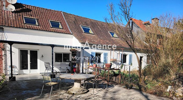 Maison à vendre - Pernois - 9 pièces - 7 chambres