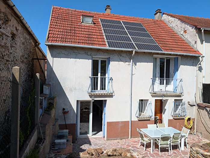 Maison à vendre - Nanteuil-lès-Meaux - 5 pièces - 3 chambres