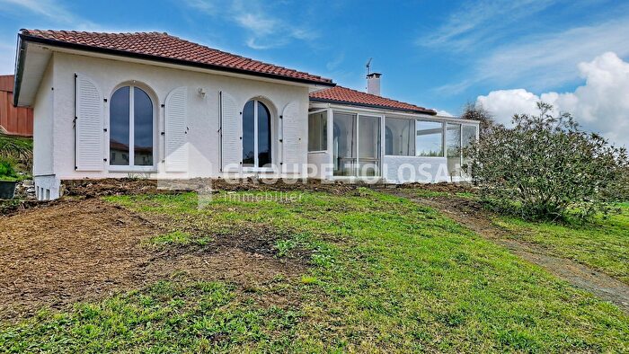 Maison 4 pièces à Bazus, à louer