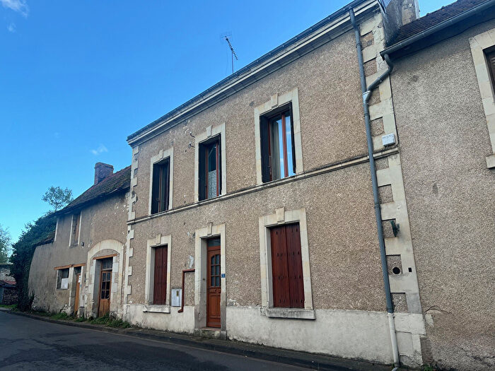 Maison à vendre - Oyré - 4 pièces - 2 chambres