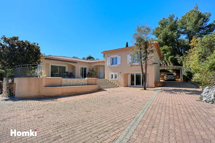 Maison à vendre - La Cadière-dAzur - 7 pièces - 5 chambres