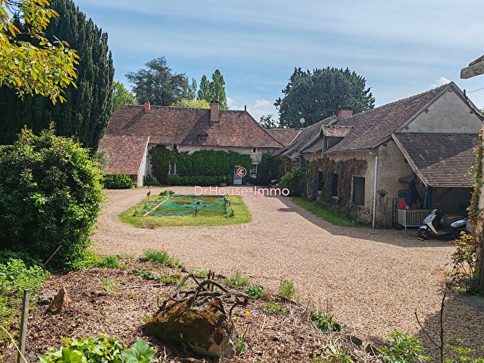 Saint-Rémy-sur-Creuse : Maison 7 pièces à vendre