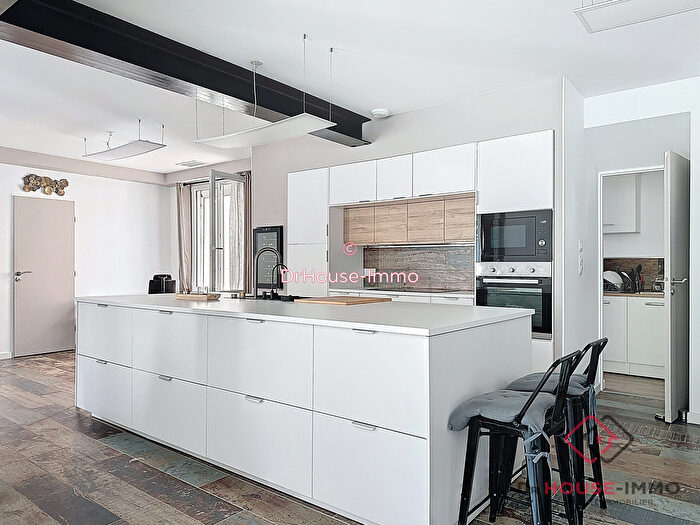 Maison à vendre - Périgueux - 4 pièces - 3 chambres