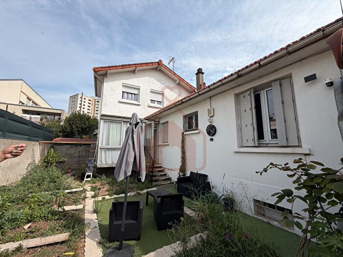 Villejuif, Paul Brousse : Appartement 1 pièce à louer