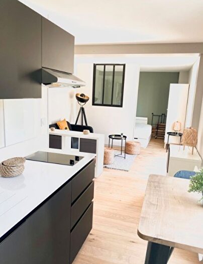 Appartement 2 pièces à Bordeaux, Fondaudège, à louer