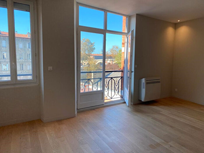 Appartement à louer - Toulouse, Les Carmes-Esquirol - 3 pièces - 2 chambres