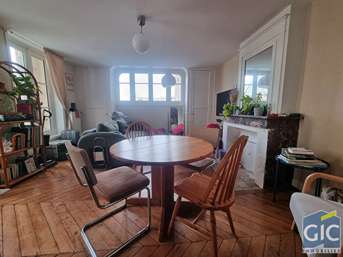 Appartement à louer - Caen, Centre ancien - 2 pièces - 1 chambre