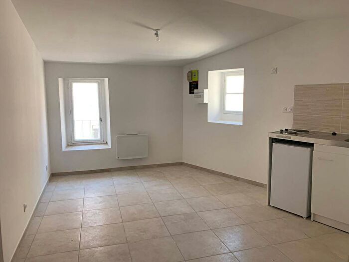 Appartement 1 pièce à Arènes, Nîmes, à louer