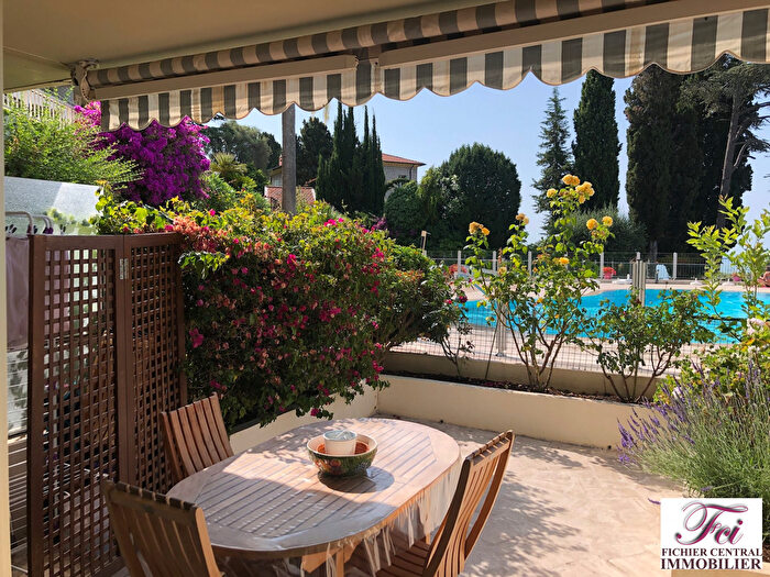 Appartement à vendre - Menton - 3 pièces - 2 chambres