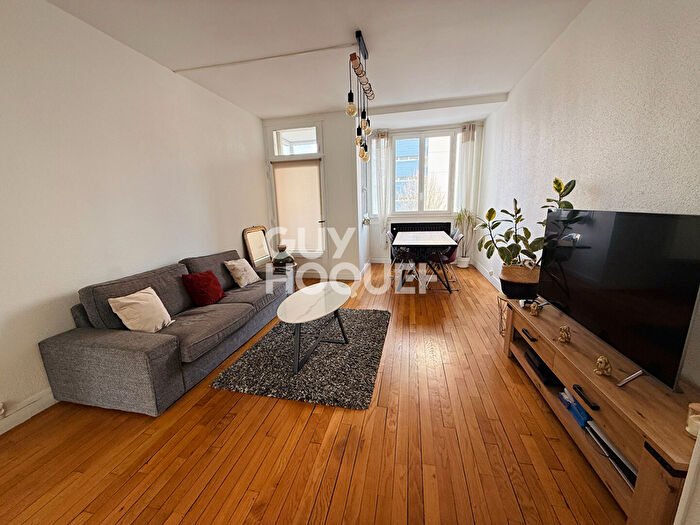 Appartement à louer - Clermont-Ferrand, Oradou - 3 pièces - 2 chambres