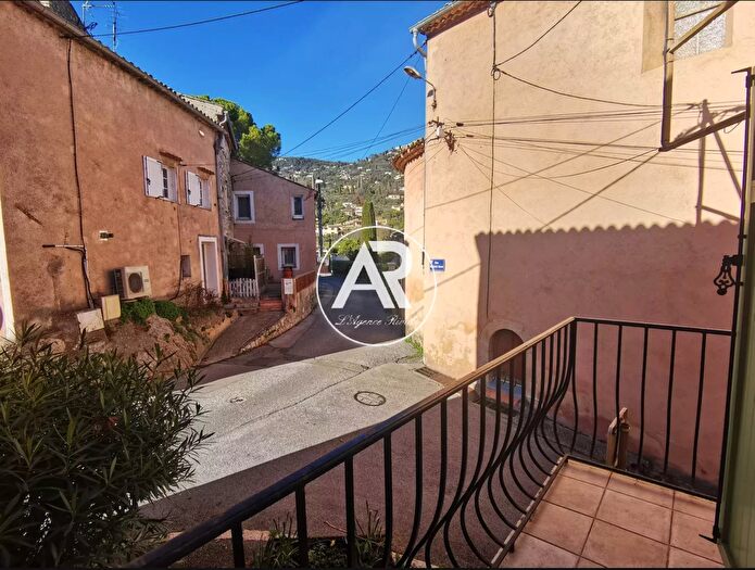 Maison 4 pièces à vendre à Peymeinade