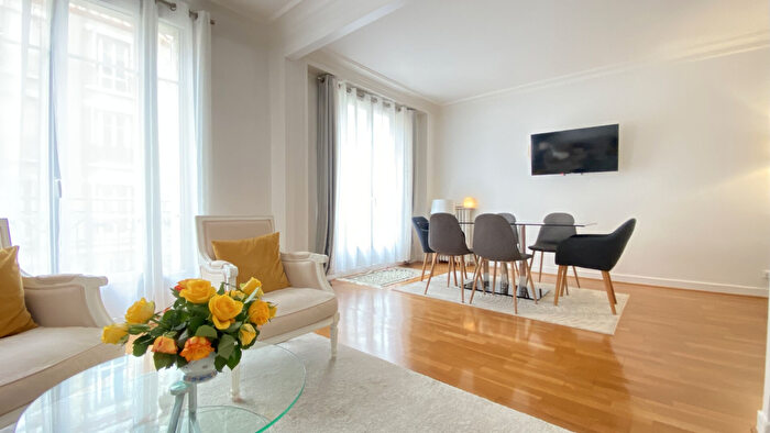 Appartement 2 pièces à vendre - Asnières-sur-Seine, Bécon, Bourguignons