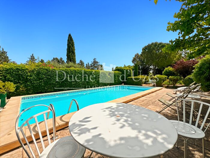 Maison à vendre - Uzès - 5 pièces - 4 chambres