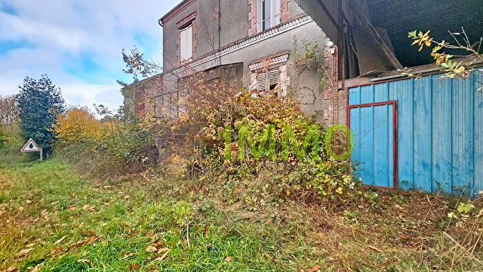 Maison 6 pièces à Nouziers, à vendre