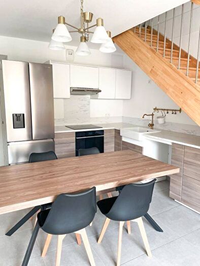 Appartement à louer - Valbertrand, Toulon - 3 pièces - 2 chambres