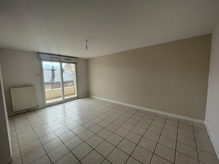 Appartement à louer - Limoges, Centre-ville, Hôtel de Ville, Emailleurs - 2 pièces - 1 chambre