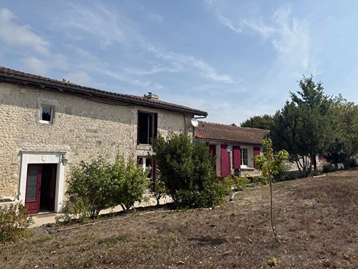 Maison 5 pièces à vendre à Éraville
