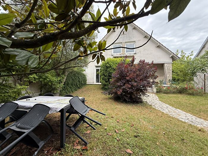 Maison 7 pièces à vendre à Orléans, Soleil Levant, Champ de Mars
