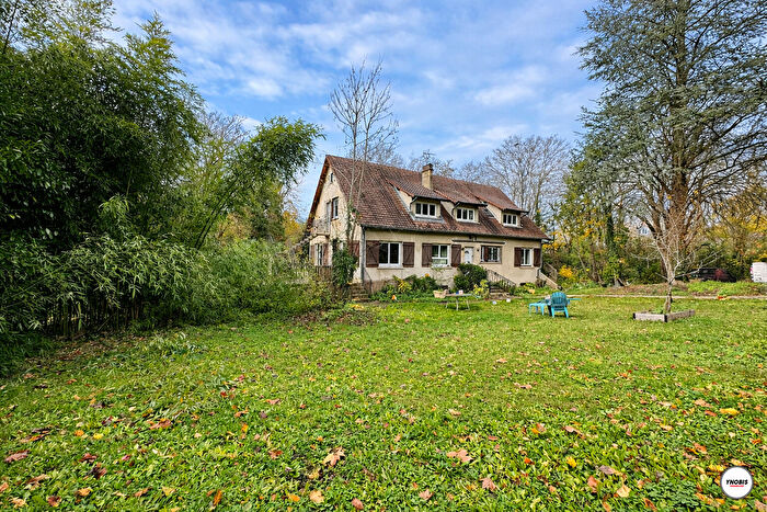 Mareil-sur-Mauldre - Maison 12 pièces à vendre