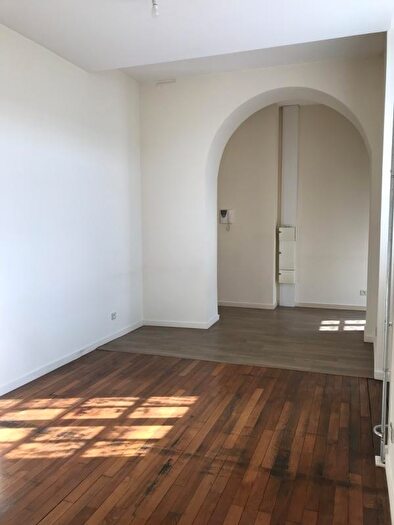 Appartement à louer - Auxerre, Conches, Les Clairions - 2 pièces - 1 chambre