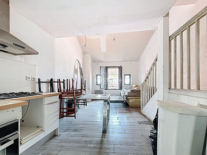 Appartement à vendre - Perpignan - 4 pièces - 2 chambres