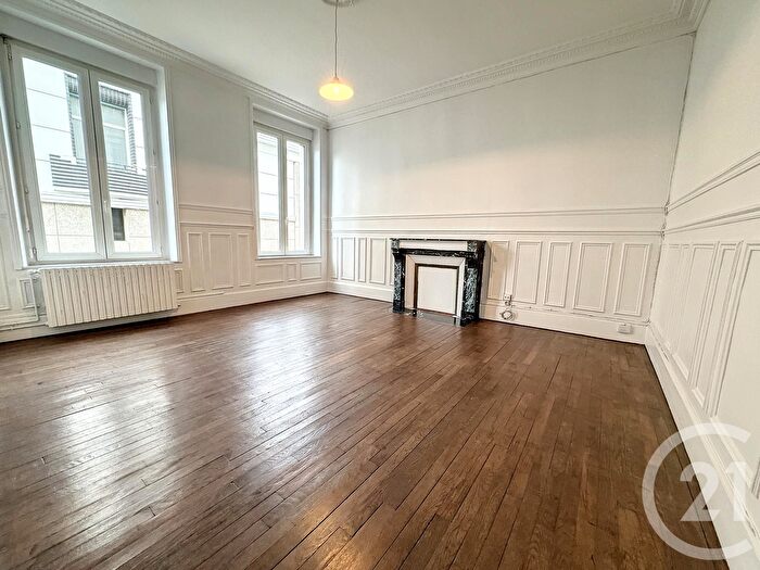 Appartement 3 pièces à Reims, Centre-ville, à louer