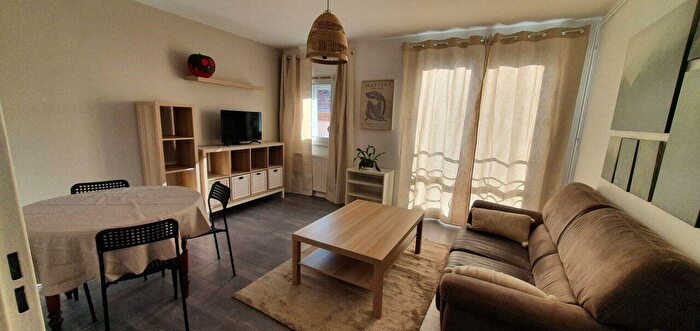 Appartement 4 pièces à louer - Barbâtre-Saint Remy-Verrerie, Reims