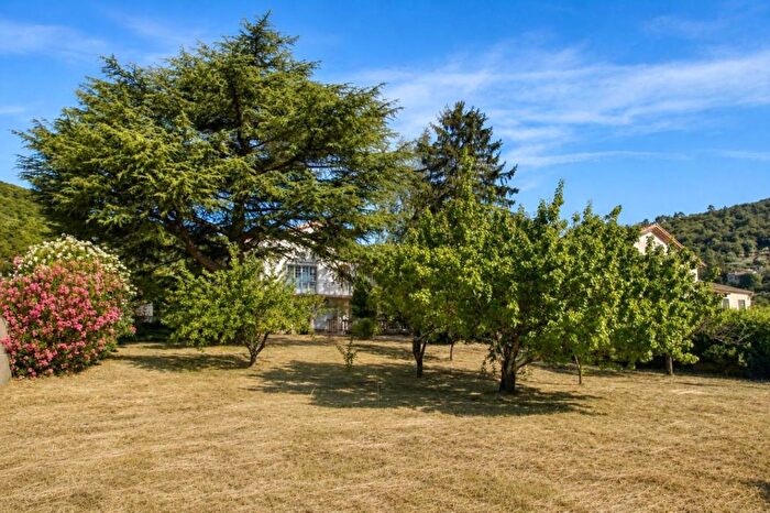 Branoux-les-Taillades : Maison 5 pièces à vendre