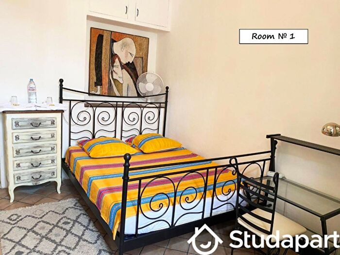 Appartement à louer - Vernier, Nice - 1 pièce - 1 chambre