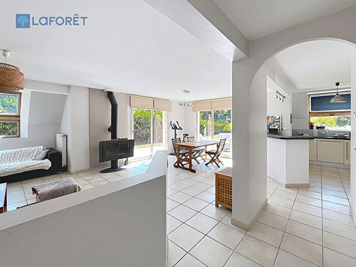 Maison 6 pièces à vendre à Rédené