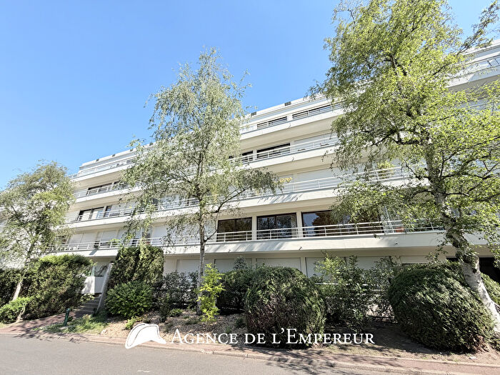 Rueil-Malmaison, Richelieu, Chataigneraie : Appartement 4 pièces à vendre