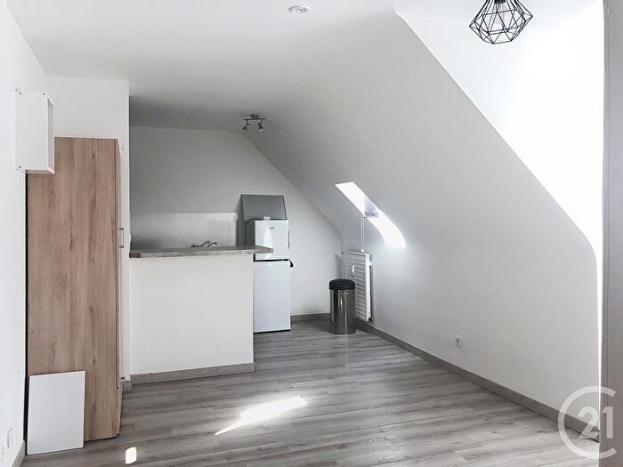 Appartement 1 pièce à louer à Dinan