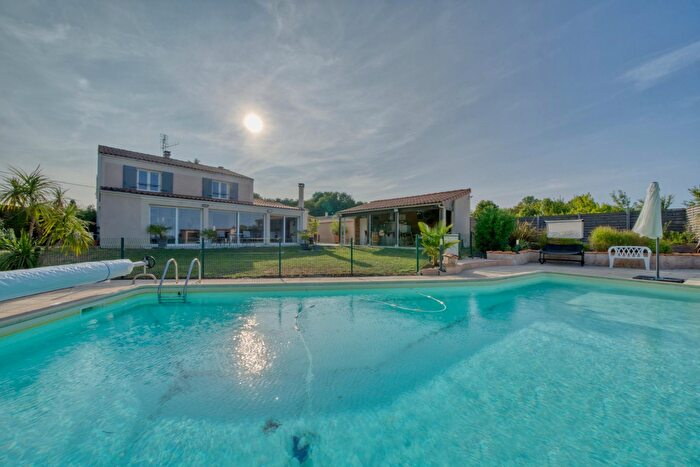 Maison 6 pièces à vendre - Saintes, Centre-ville