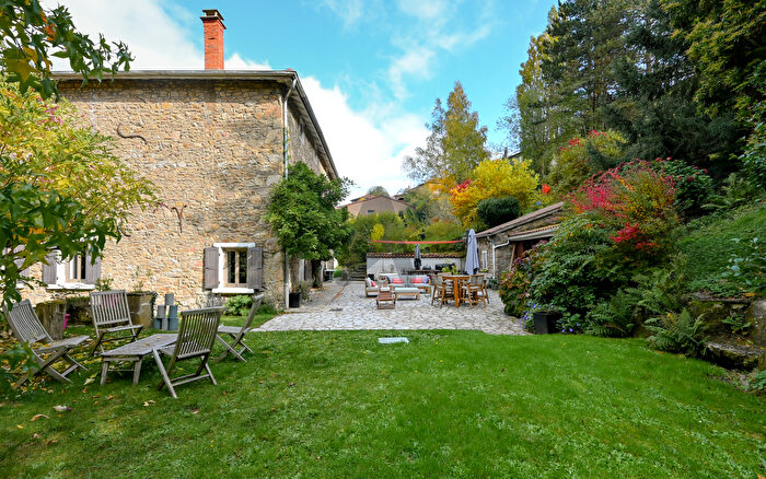 Maison à vendre - Yzeron - 8 pièces - 6 chambres