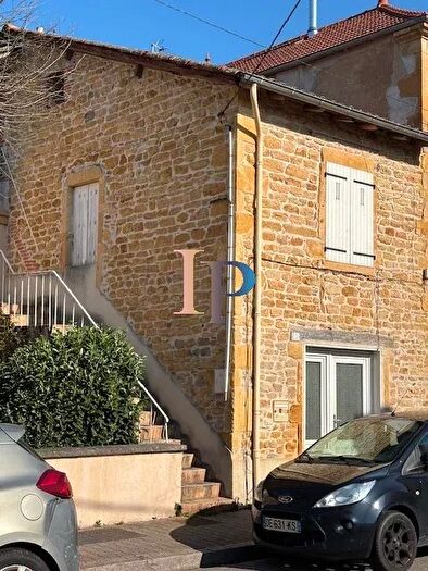 Charlieu : Maison 4 pièces à louer