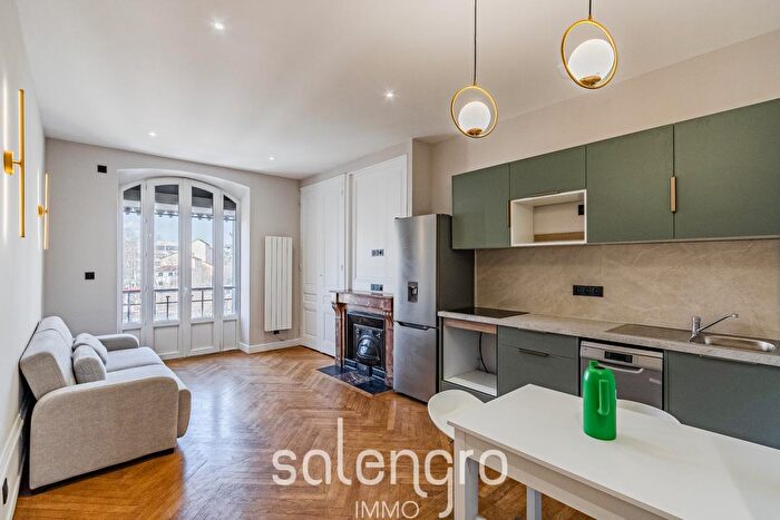 Appartement à vendre - Villeurbanne, République, Tolstoi - 3 pièces - 2 chambres