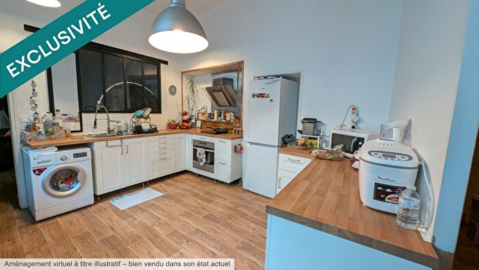 Maison à vendre - Scaër - 9 pièces - 5 chambres