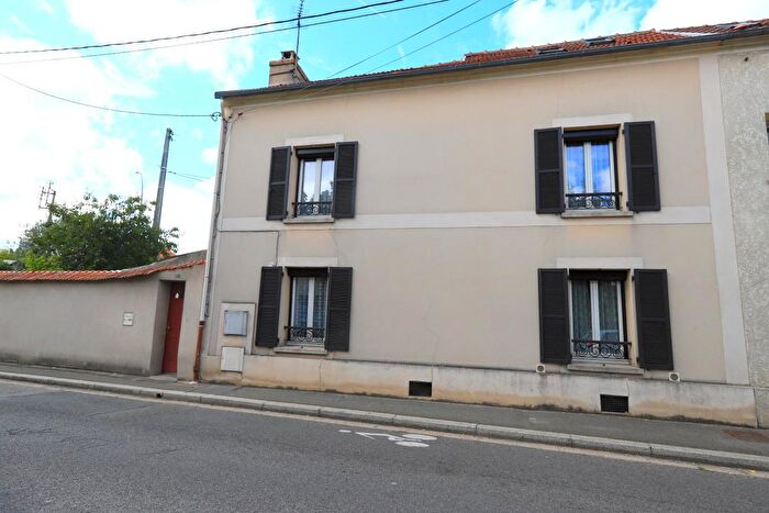 Les Mureaux, Nouvelle France : Maison 4 pièces à vendre