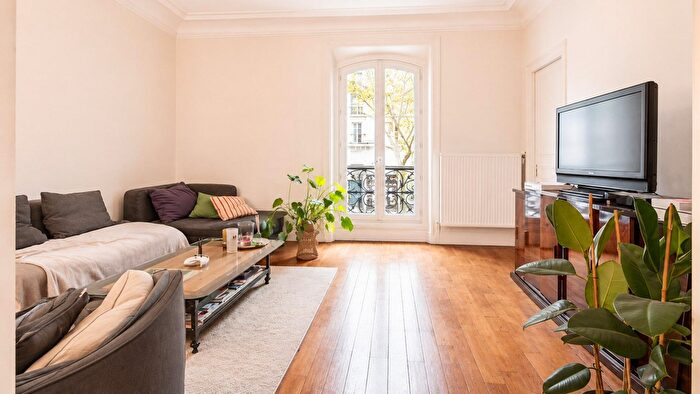 Appartement 3 pièces à Paris 18ème, Simplon, Poissonniers, à vendre
