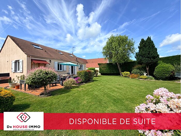 Lumigny-Nesles-Ormeaux : Maison 6 pièces à vendre