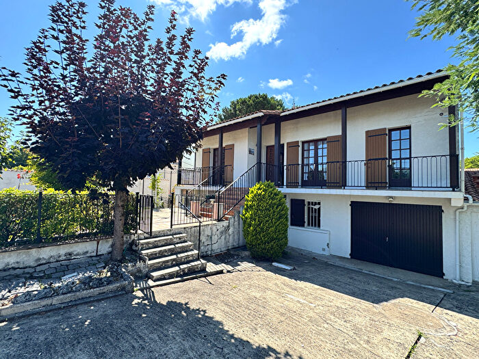 Maison à vendre - Saint-Palais-sur-Mer - 6 pièces - 3 chambres