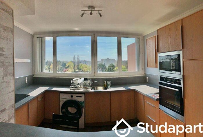 Appartement à louer - Bourgogne, Les Ulis - 1 pièce - 2 chambres