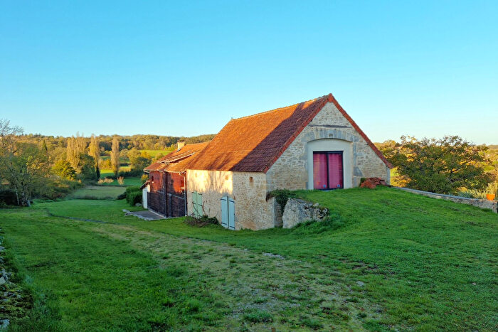 Maison 8 pièces à vendre à Gourdon