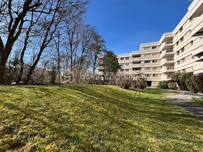 Appartement à vendre - Meylan, Centre-ville - 1 pièce - 1 chambre