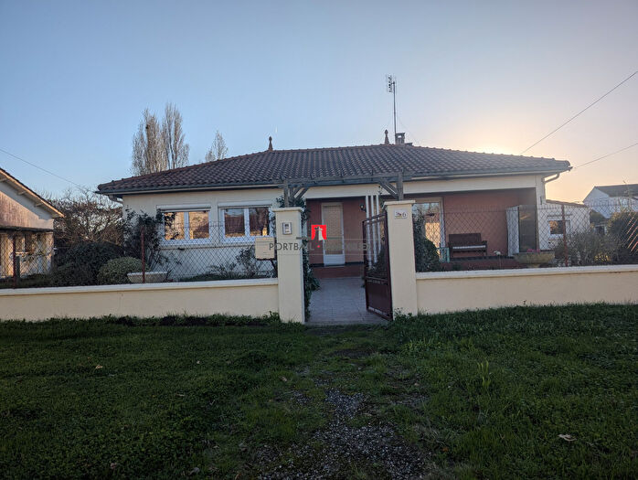 Maison à vendre - Étauliers - 4 pièces - 3 chambres