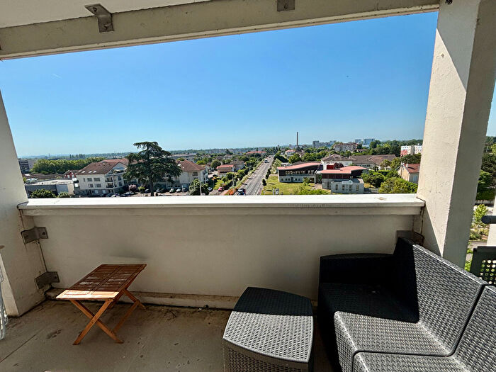 Saint-Maurice-de-Beynost : Appartement 2 pièces à vendre