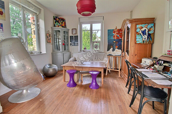 Guignicourt : Maison 9 pièces à vendre